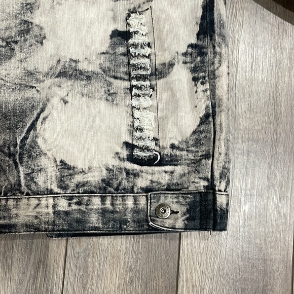 Lion Dynasty | Jackets & Coats | Lion Dynasty Acid Wash Denim Jacket ...
